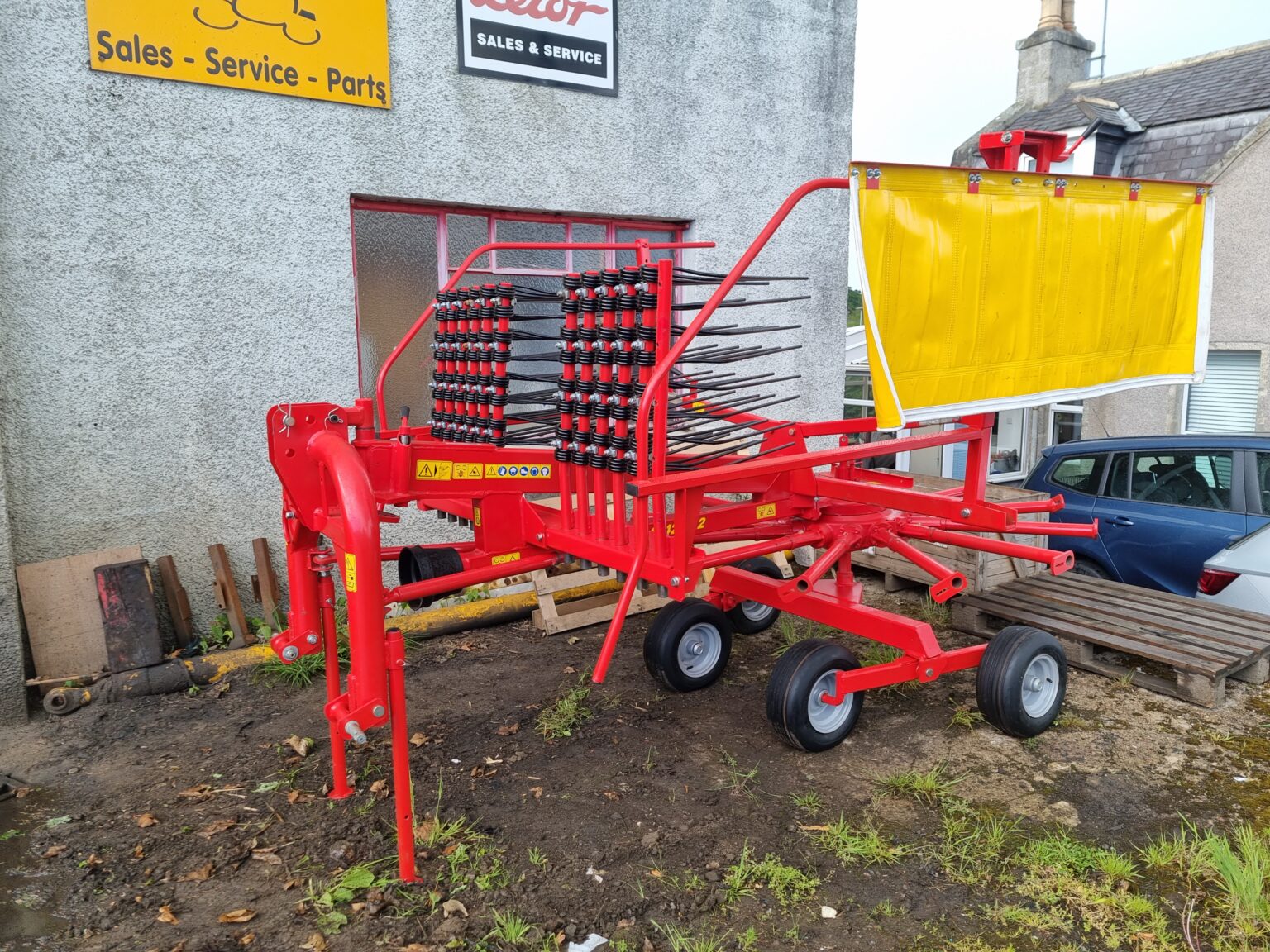 Galfre 420/12 Single Rotor Rake - Marrs of Methlick